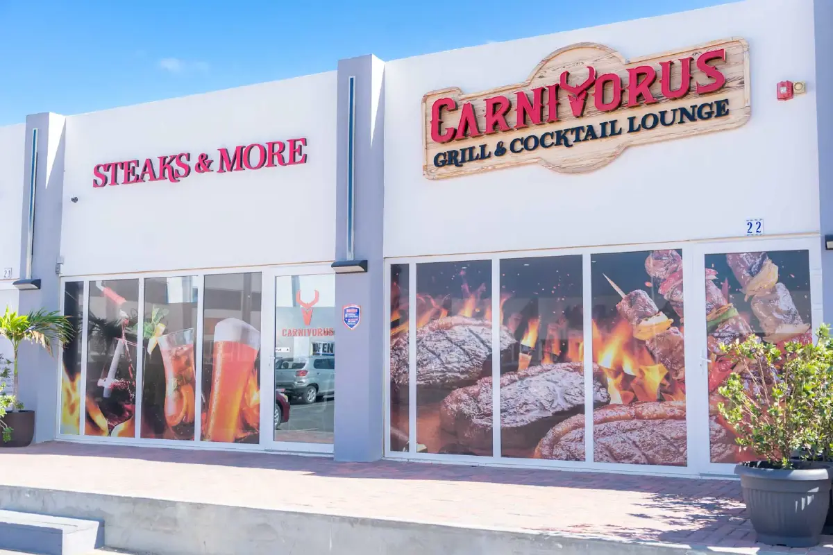 Carnivorous Grill & Cocktail Lounge - My_Aruba_Guide