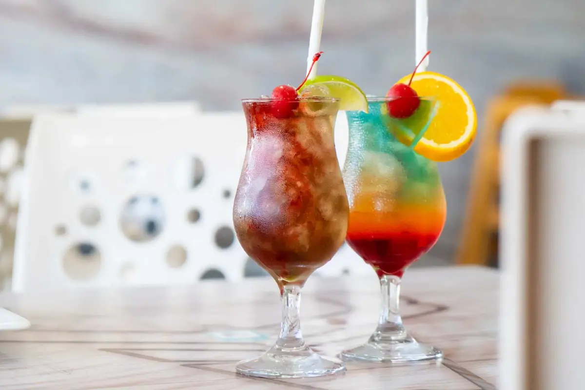 Carnivorous Grill & Cocktail Lounge - My_Aruba_Guide